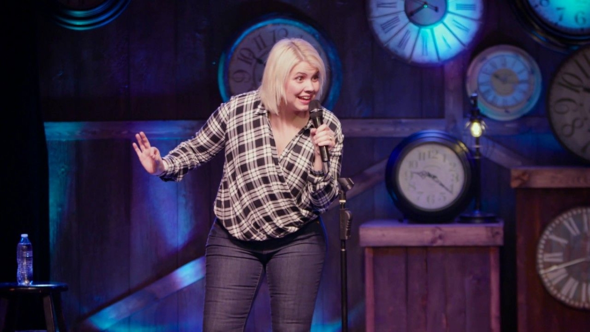 Jenna Kim Jones | Hire Comedian Jenna Kim Jones | Summit Comedy Inc.